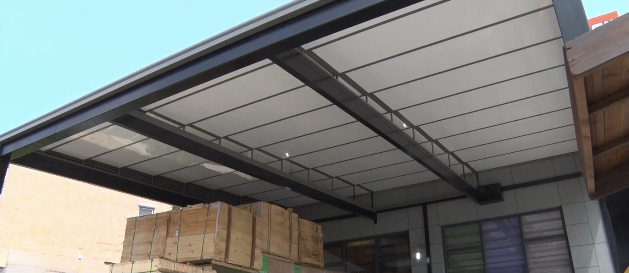 EZ FOLD-A-DOOR RETRACTABLE ROOF SYSTEM by EZ FOLD-A-DOOR BIFOLD - PATIO ...